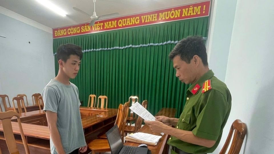 Thanh niên bán vé số dạo xâm hại bé gái tại nơi cho ở nhờ