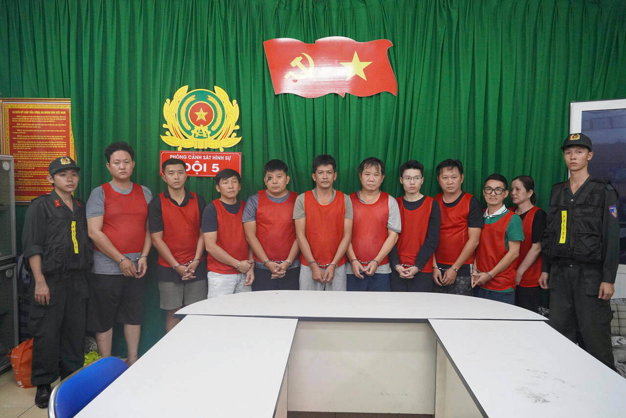 Đường dây cá độ bóng đá qua mạng hơn 80 tỉ đồng bị triệt phá