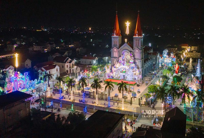 Visit the land of churches to discover Christmas photo locations