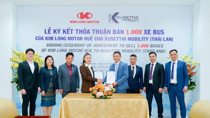 Kim Long Motor exports 1,000 buses to Thailand