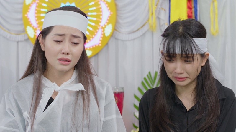 Movie Love again, Linh criticized after Si's death