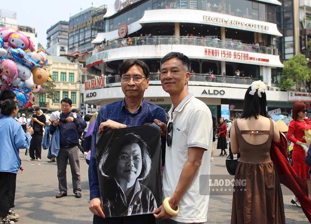 Con trai kể cố KTS Tạ Xuân Vạn từng khóc vì tòa Hàm cá mập