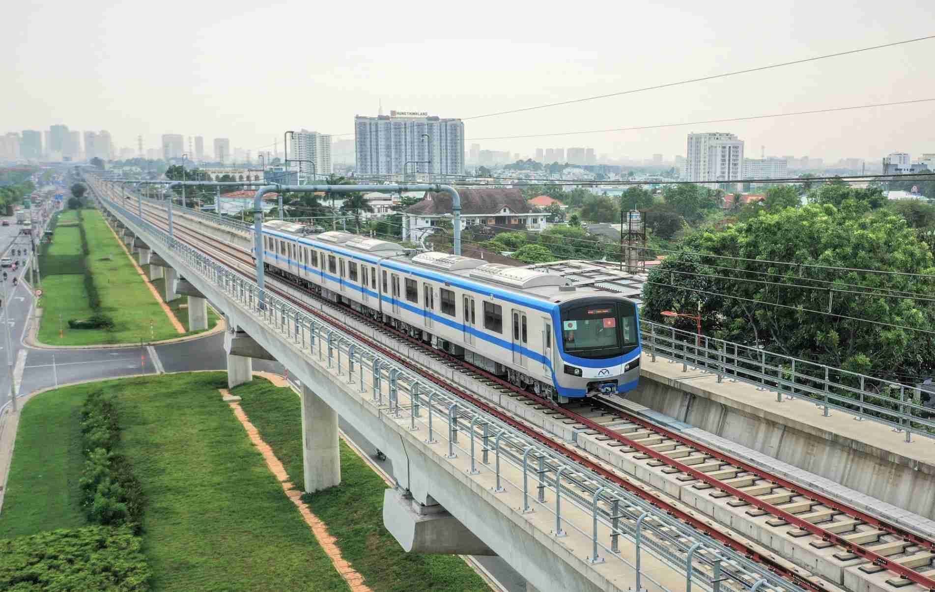 After more than 5 months of operation, Metro Line 1 in Ho Chi Minh City ...