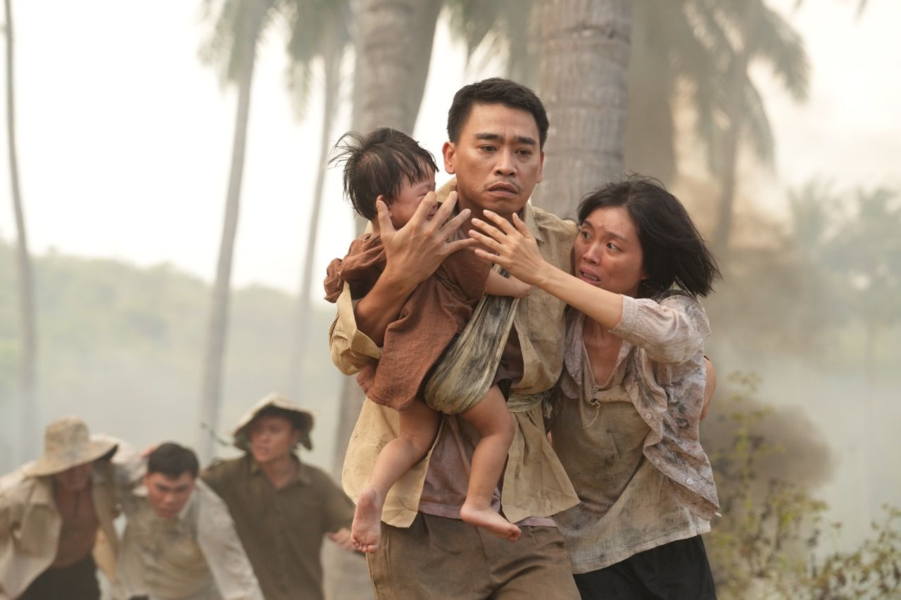 Ly Hai releases the movie Lat mat 8 early for 1,000 mass actors