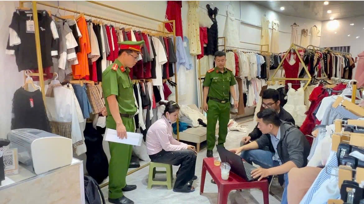 Bán dâm vì không còn niềm tin vào đàn ông, cô gái thu 200 triệu đồng/tháng