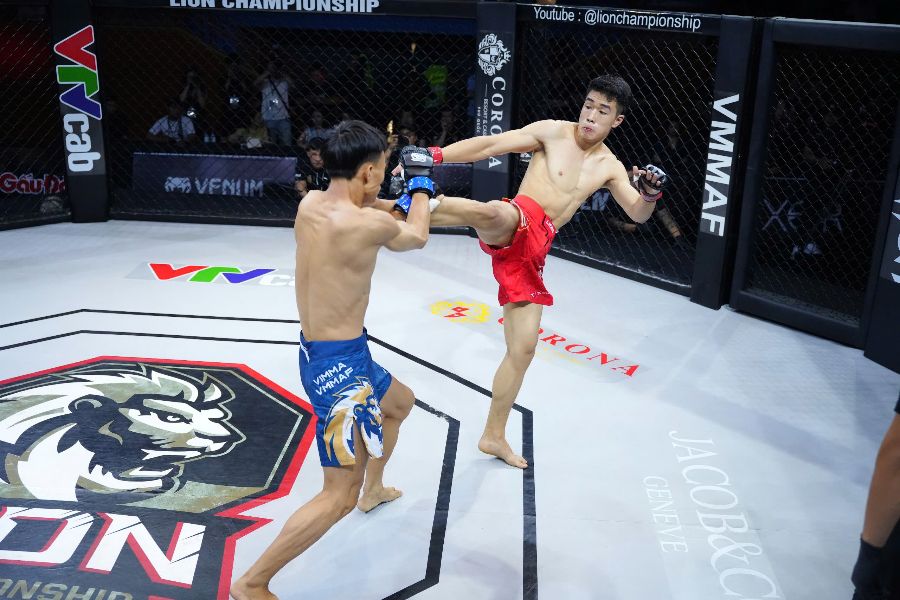 Cựu tài xế xe ôm công nghệ tranh đai vô địch tại MMA LION Championship 23
