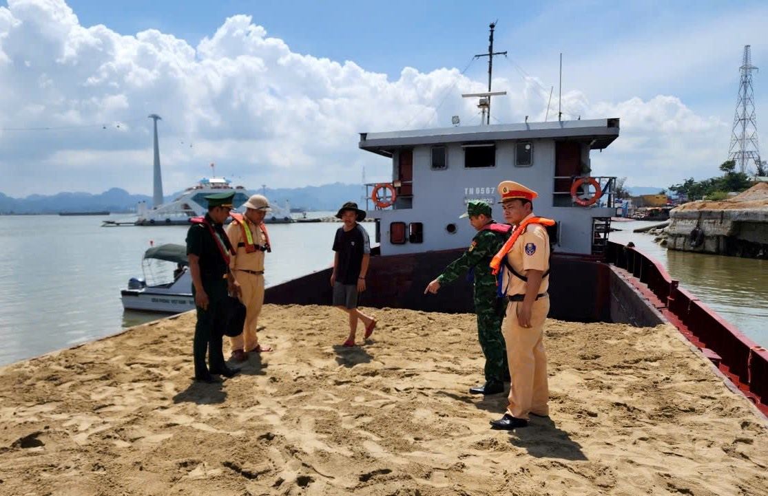 Công an Hải Phòng điều tra vụ buôn lậu xảy ra tại Công ty TNHH Humitex