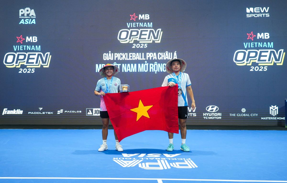 Phuc Huynh defeats Ly Hoang Nam to win PPA Tour Asia pickleball championship