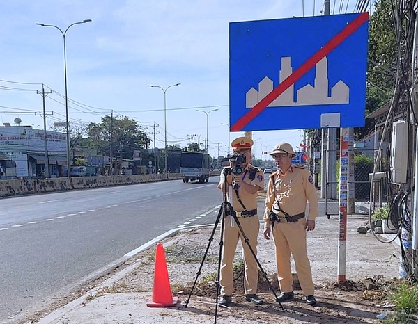 Cold fines for Ho Chi Minh City license plate car owners for speeding 2 ...