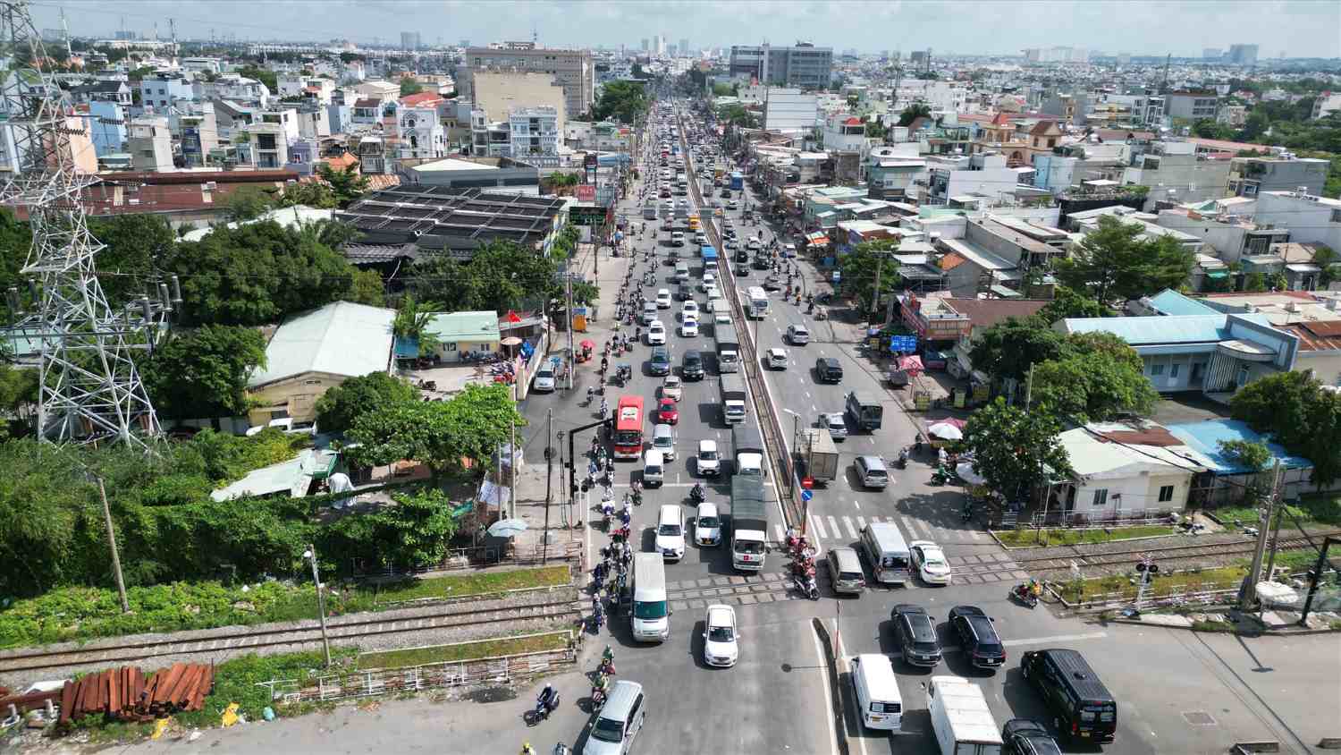Ho Chi Minh City expands 4 gateways 2-3 times to eliminate traffic jams