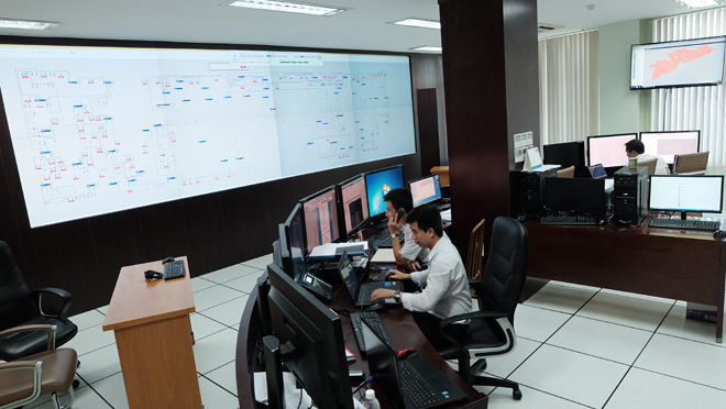 EVN bàn giao hệ thống năng lượng sạch và chiếu sáng trên quần đảo ...