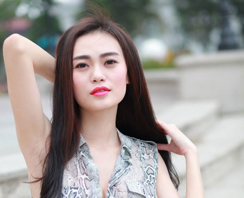 Cao Thùy Linh: “Tôi cởi hết rồi, còn gì nữa đâu mà cởi”